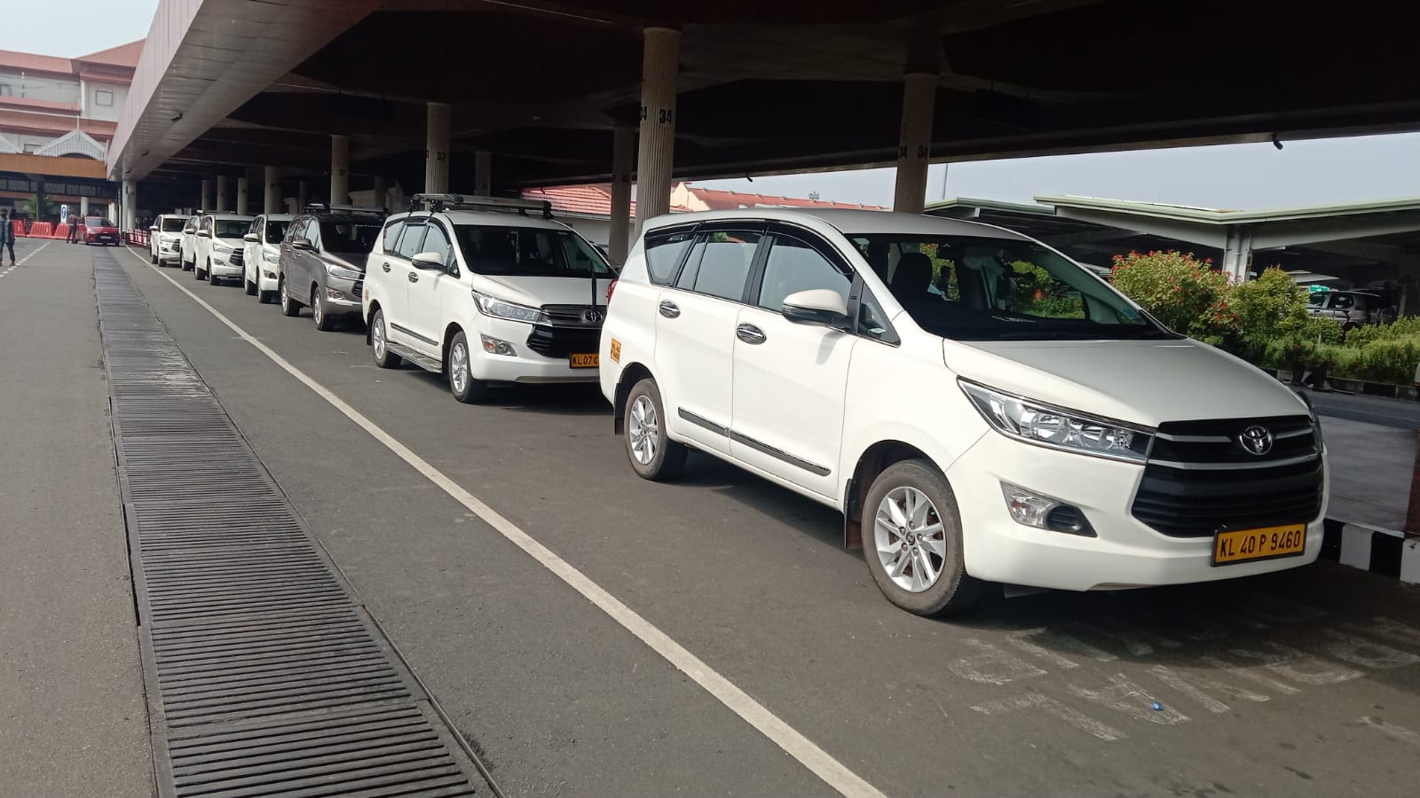 Mallu Cabs- Kochi Taxi Service - Kerala, Taxi Services In Cochin, Cab ...